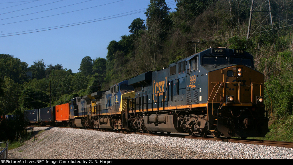 642 - A good Pick-3 selection? CSXT 999 westbound on Q13523